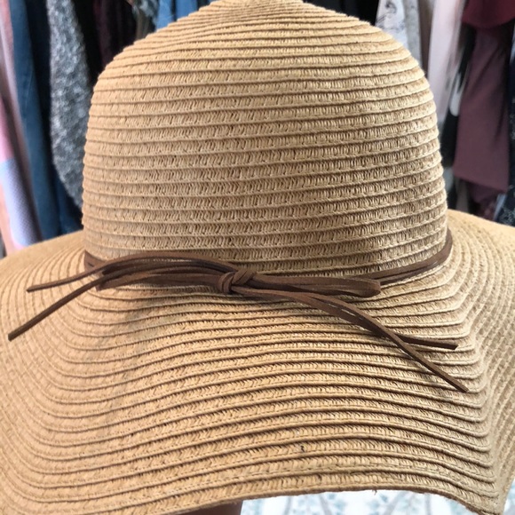 Forever 21 | Accessories | From Forever 2 Nice Fitting | Poshmark